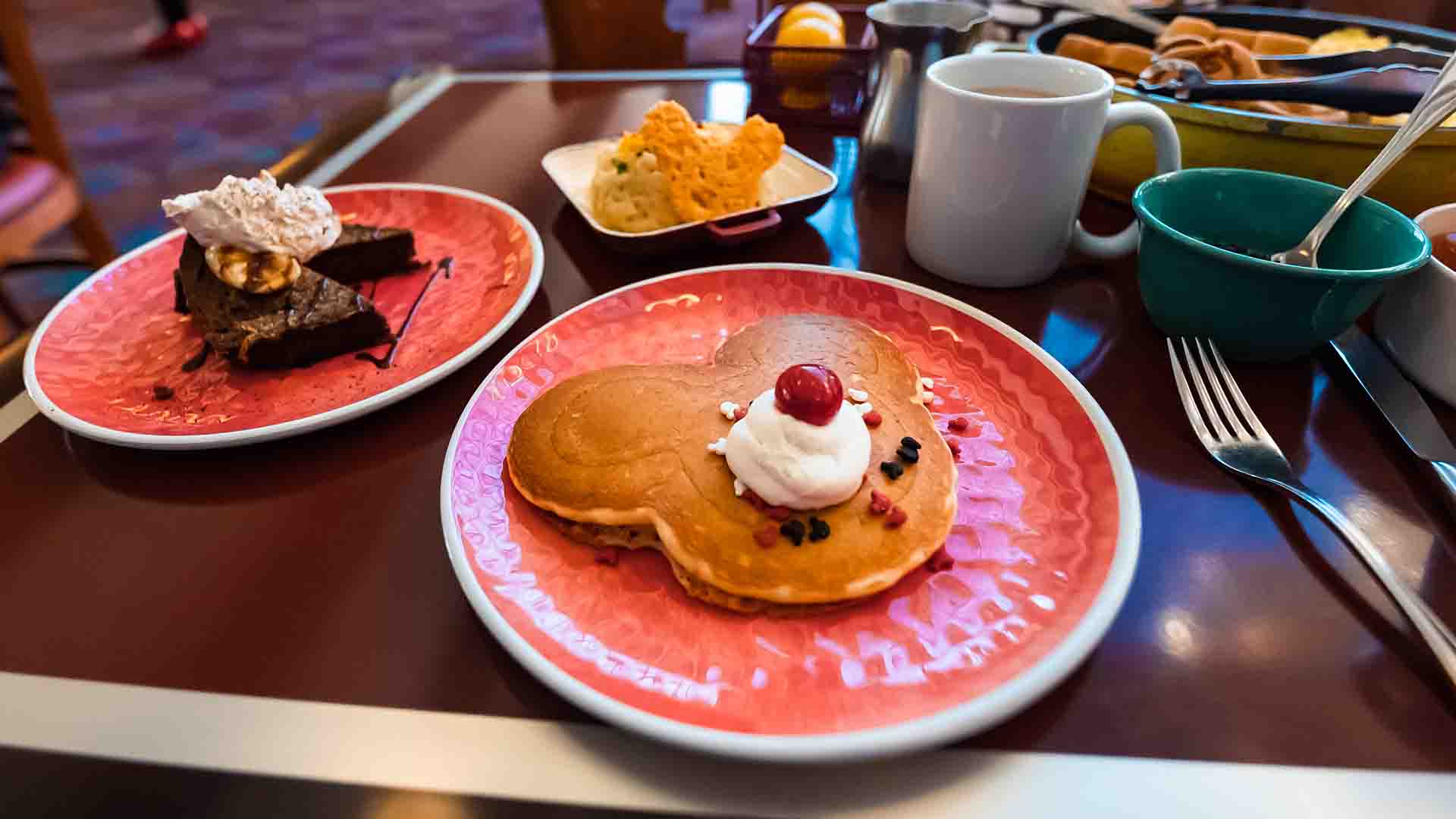 Review: Chef Mickey’s Character Breakfast – The MouseWatcher Blog