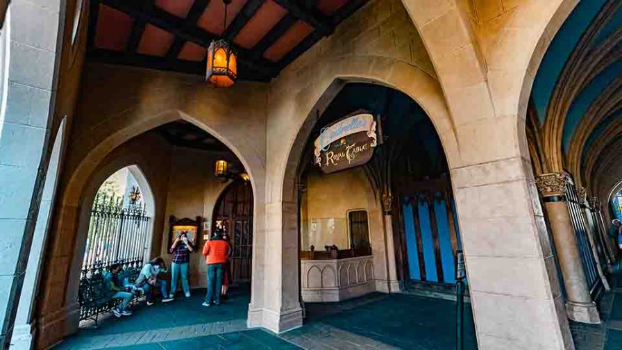 Dining Like Royalty: A Review of Cinderella’s Royal Table – The ...